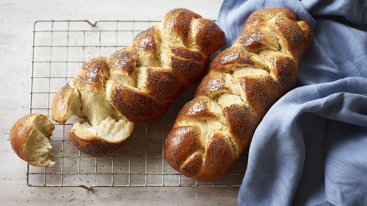 Menikmati Challah: Roti Tradisional Yahudi dari Israel ...